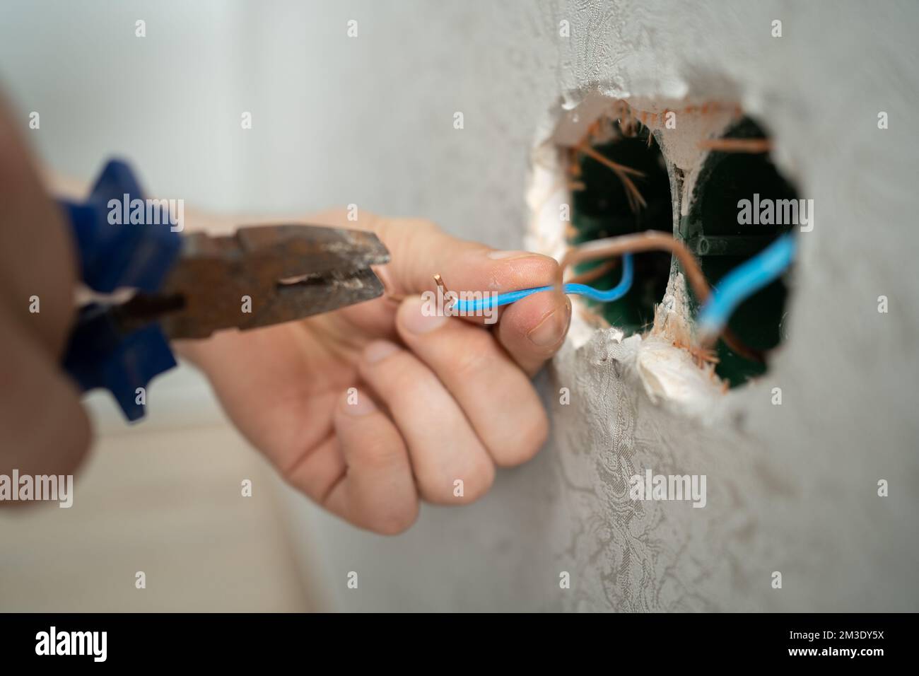 Outdoor electrical socket hi-res stock photography and images - Alamy
