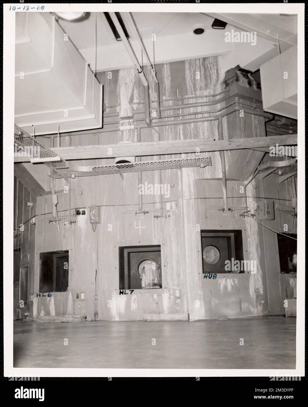 Leakage around reactor , Armories, Ordnance industry, Nuclear reactors ...