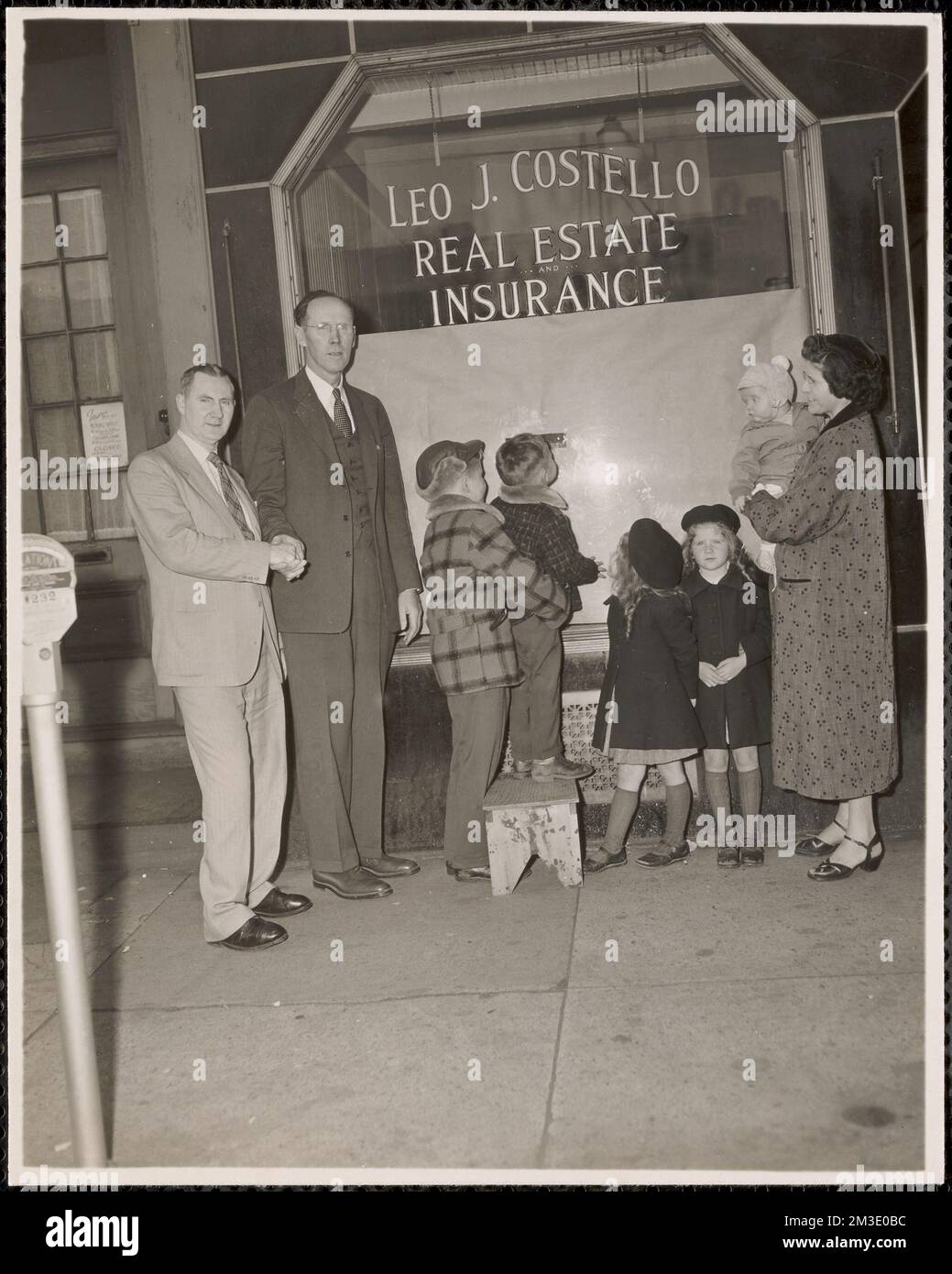 Thomas j hughes hi-res stock photography and images - Alamy