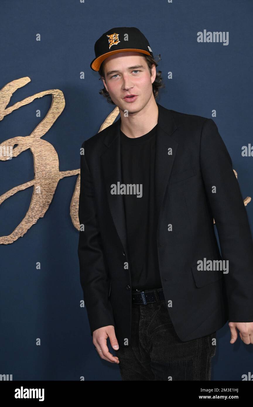 Los Angeles, USA. 14th Dec, 2022. Jack Irving at the premiere for "The ...