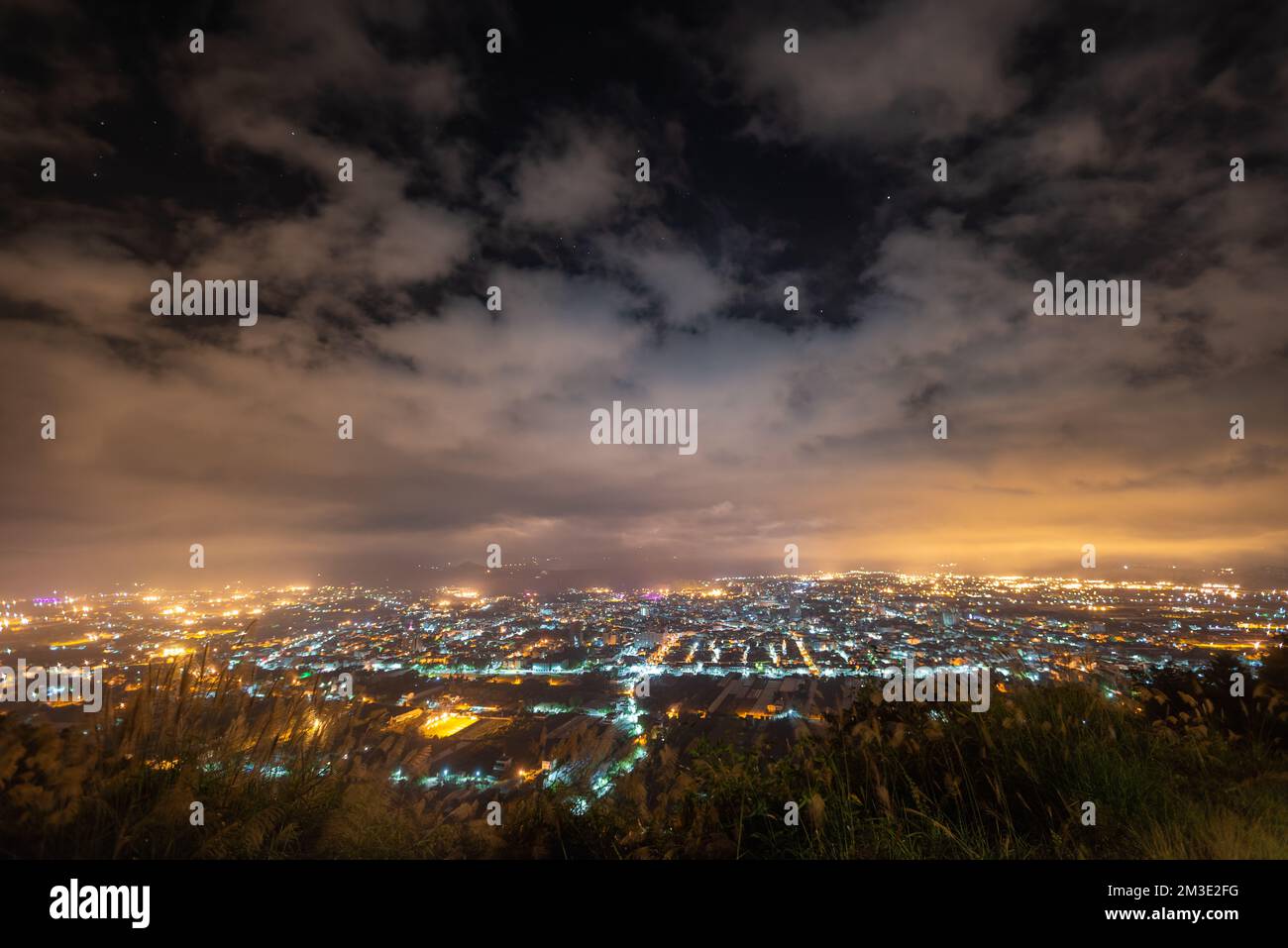 Hazy clouds at night hi-res stock photography and images - Alamy