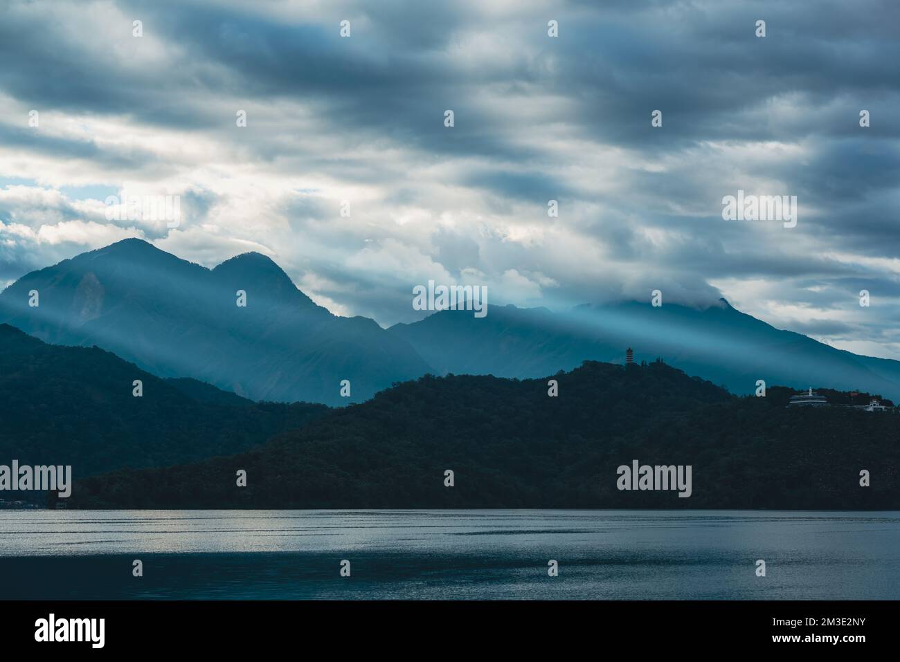 Silver light shines in the sun hi-res stock photography and images - Alamy