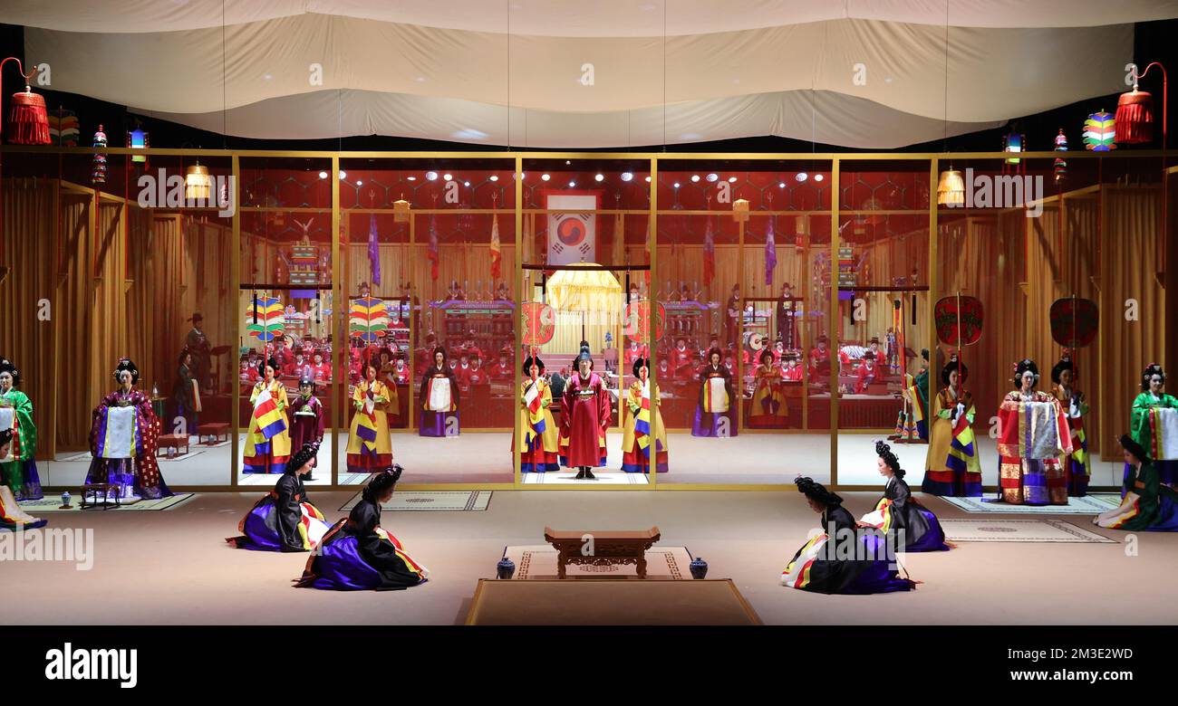 15th Dec, 2022. Last royal banquet performance Members from the ...