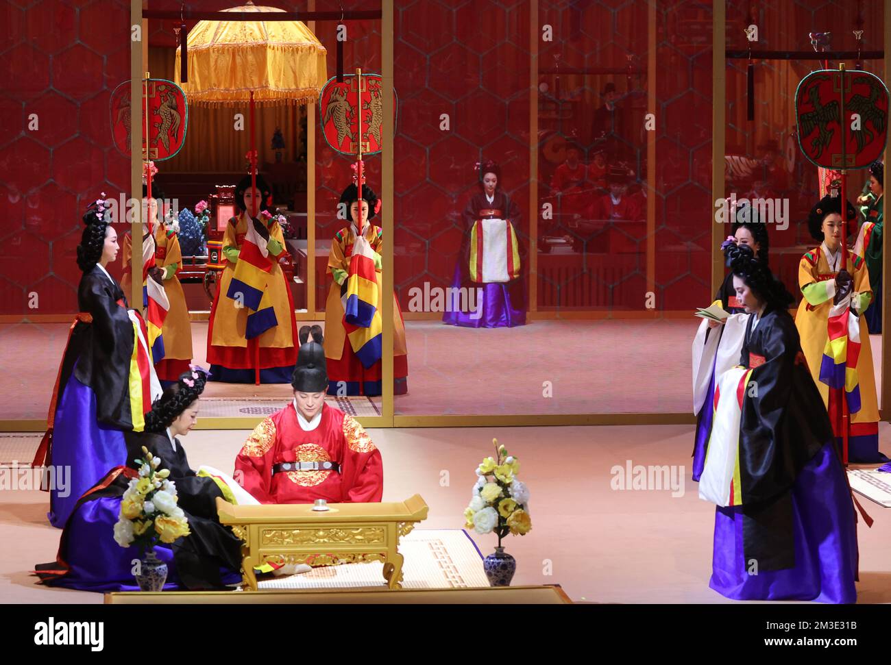 15th Dec, 2022. Last royal banquet performance Members from the ...