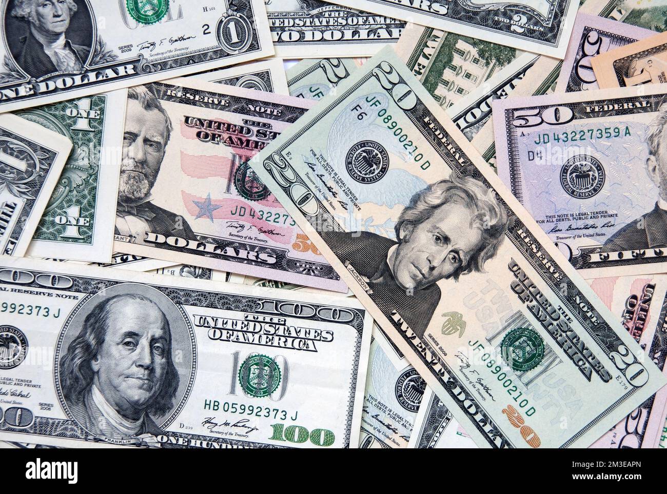 Money dollars financial bills pattern hi-res stock photography and ...