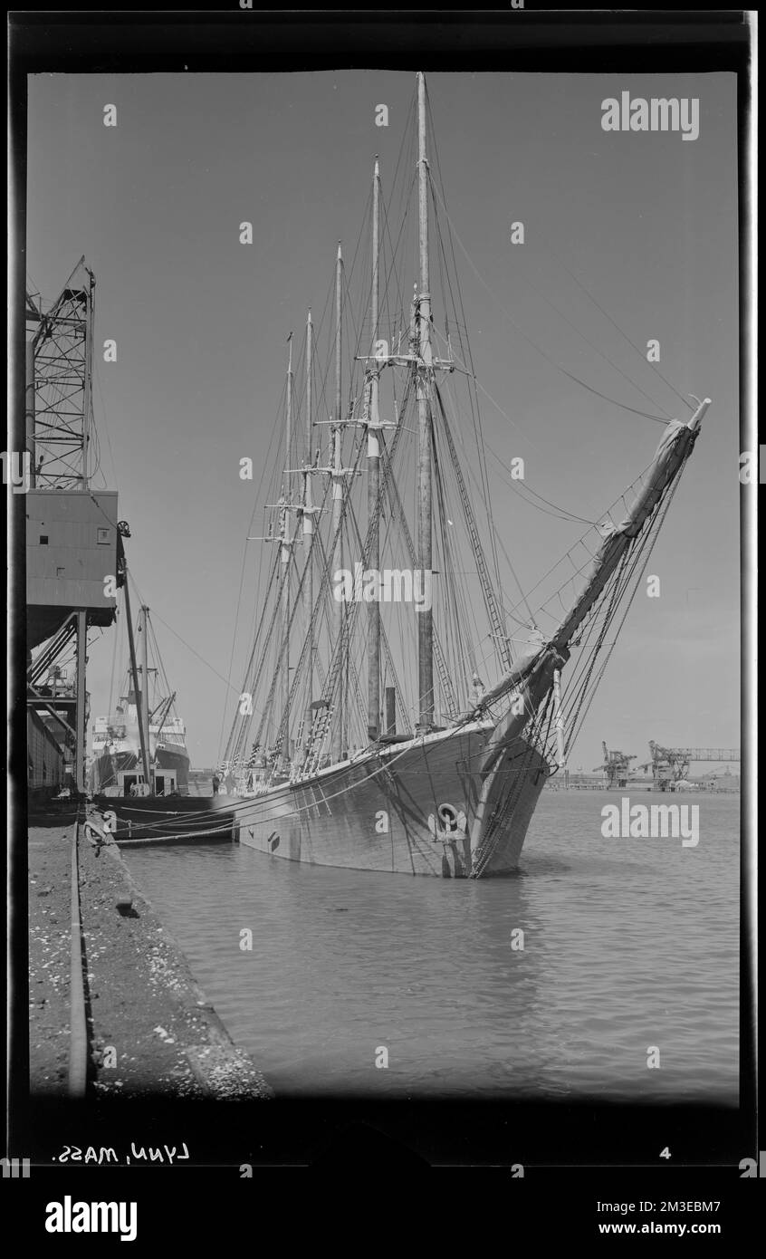 Lynn, 'Edna Hoyt' , Harbors, Ships. Samuel Chamberlain Photograph ...