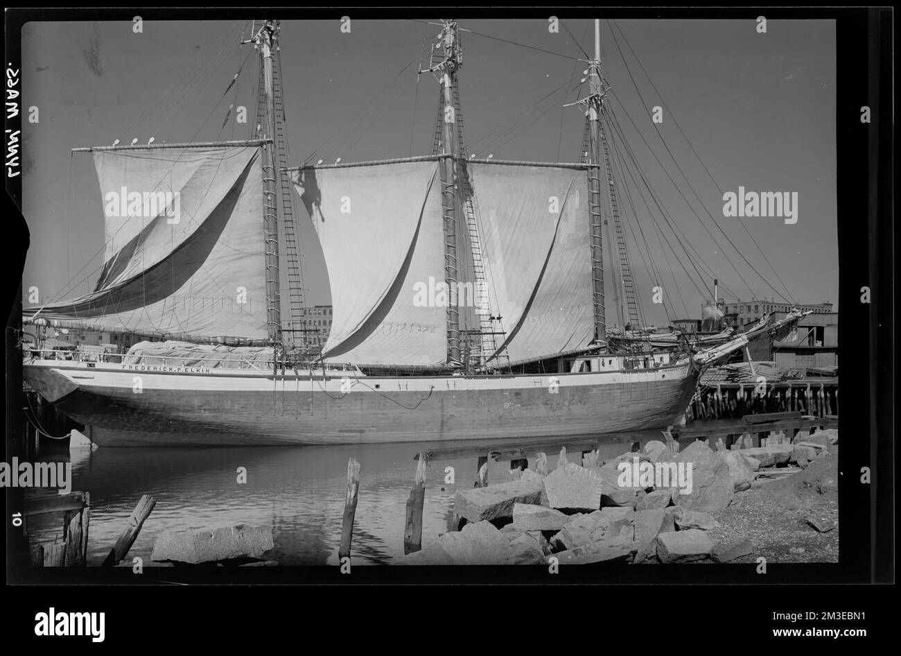 Lynn, 'Frederick P. Elkin' , Harbors, Ships. Samuel Chamberlain ...