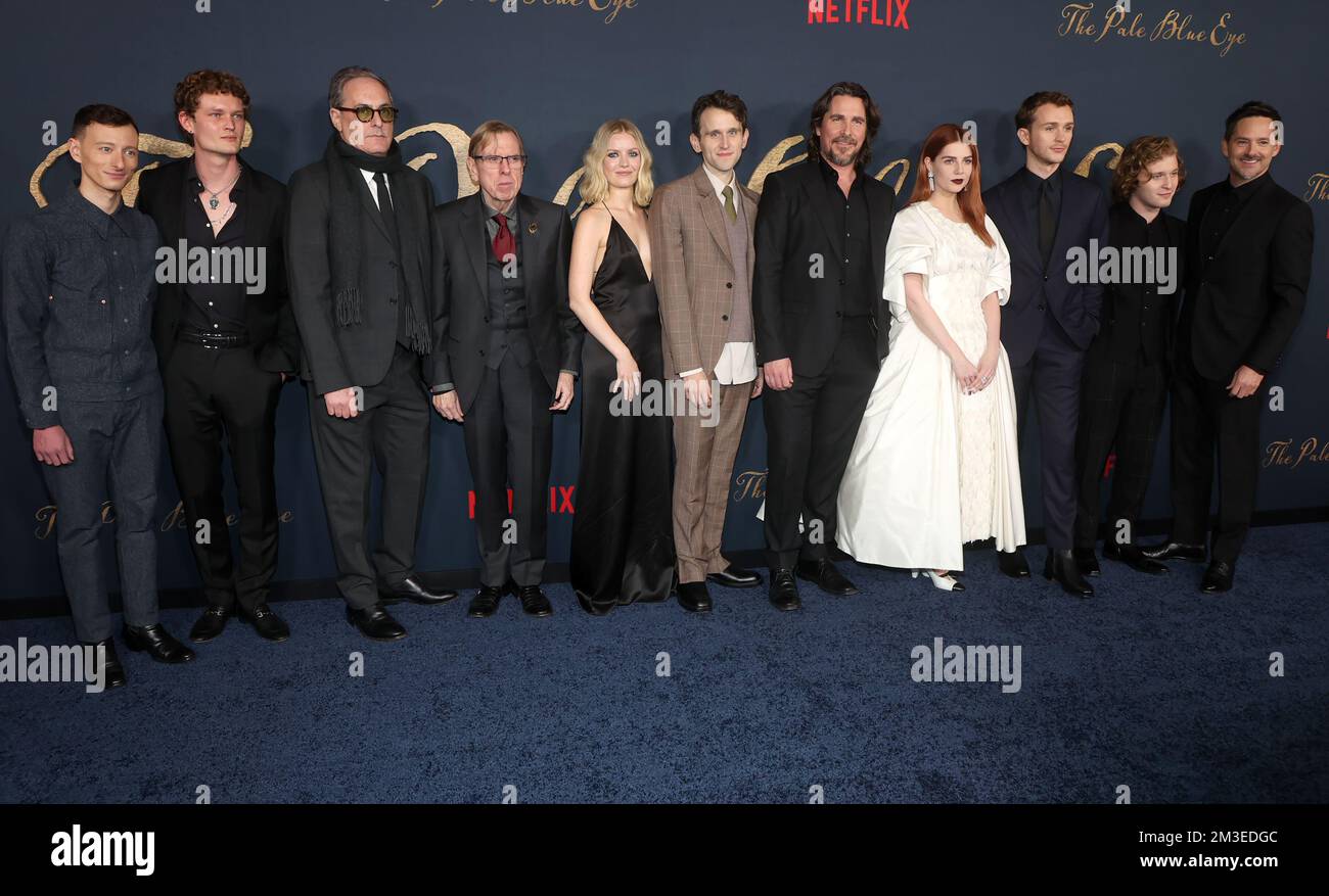 14 December 2022 -Los Angeles, California - Cast. the Netflix Los ...