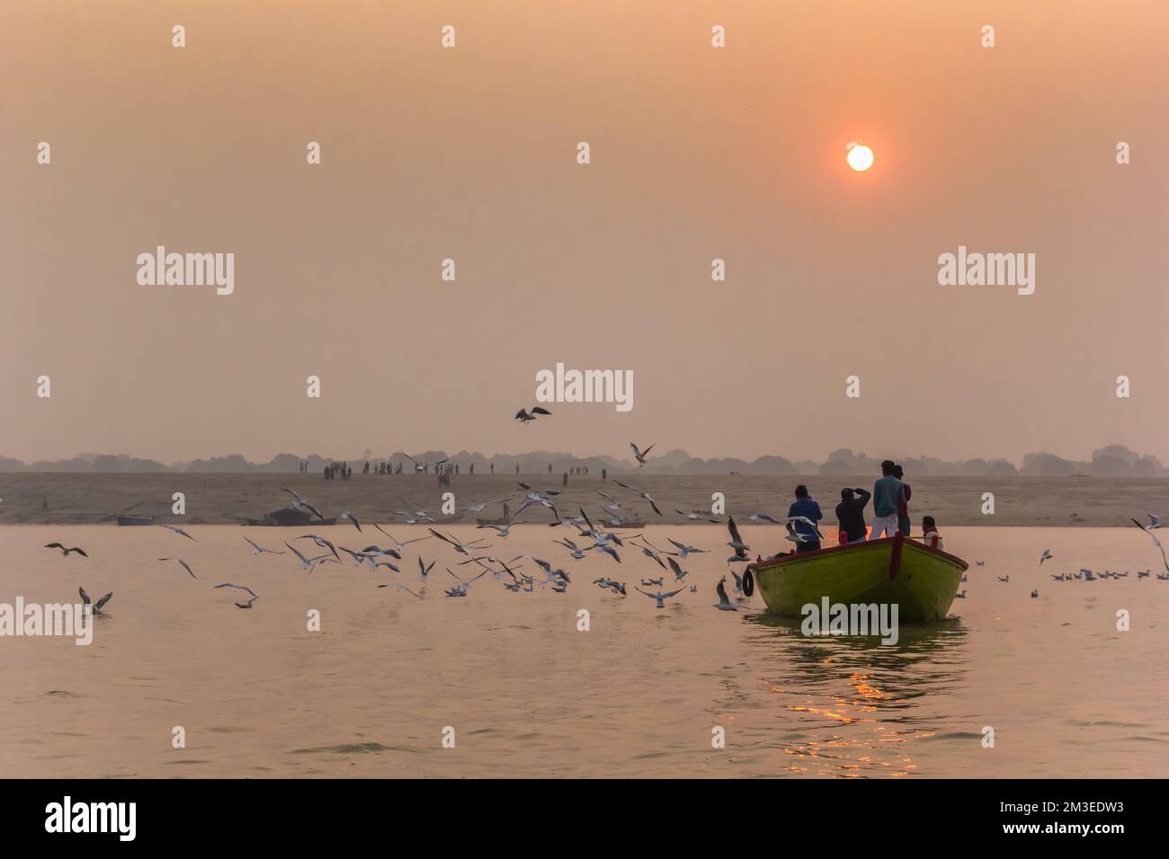 Sunlight over ganges river hi-res stock photography and images - Alamy