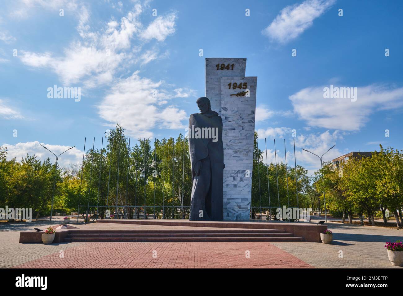 Brutalist style memorial hi-res stock photography and images - Alamy
