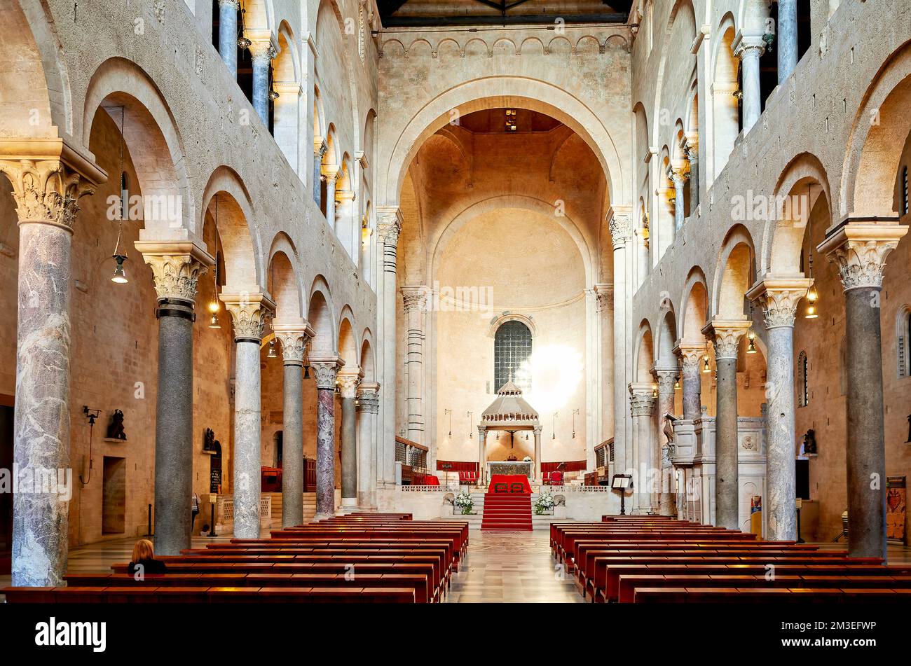 Bari cathedral hi-res stock photography and images - Alamy