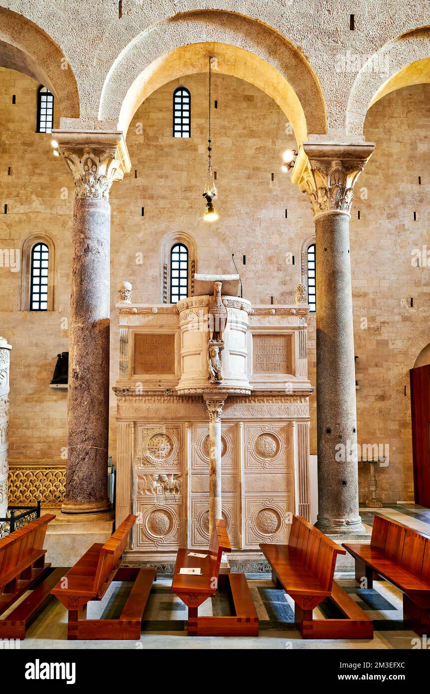 Bari puglia italy interior hi-res stock photography and images - Alamy