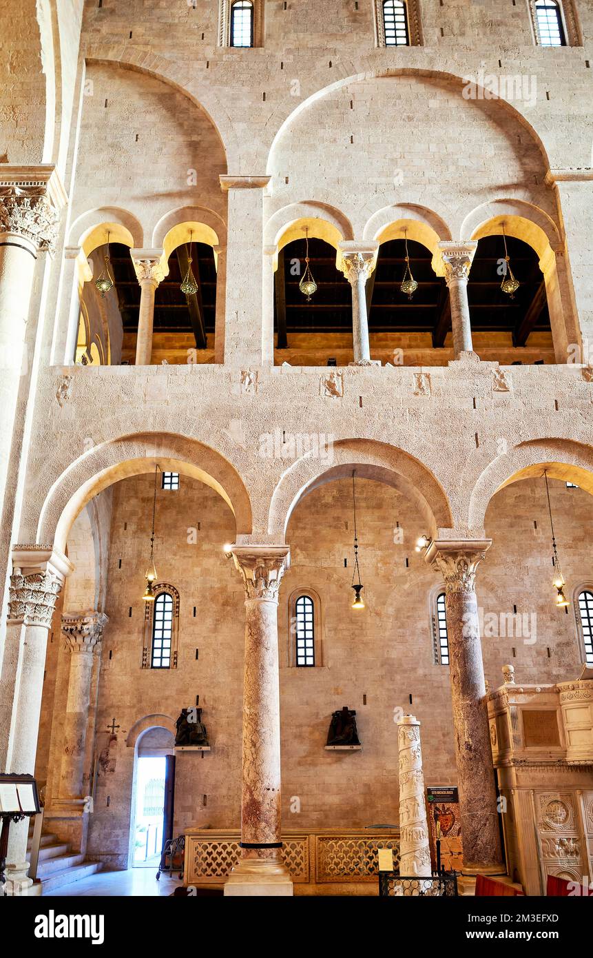 Saint sabinus cathedral hi-res stock photography and images - Alamy