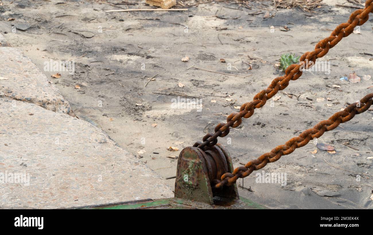 Lift platform hi-res stock photography and images - Alamy