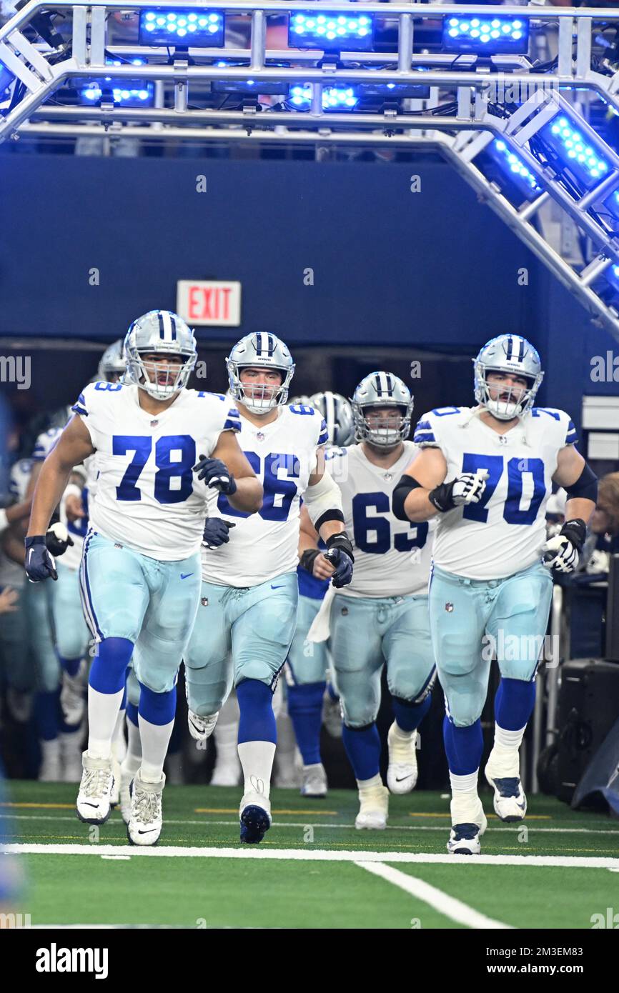 The Dallas Cowboys take the field lead by Dallas Cowboys offensive ...