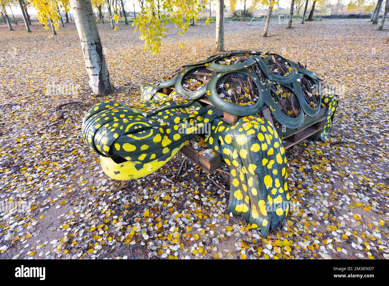 Turtle human build sculpture. Estany d'Ivars - Vilasana, Ivars d'Urgell ...