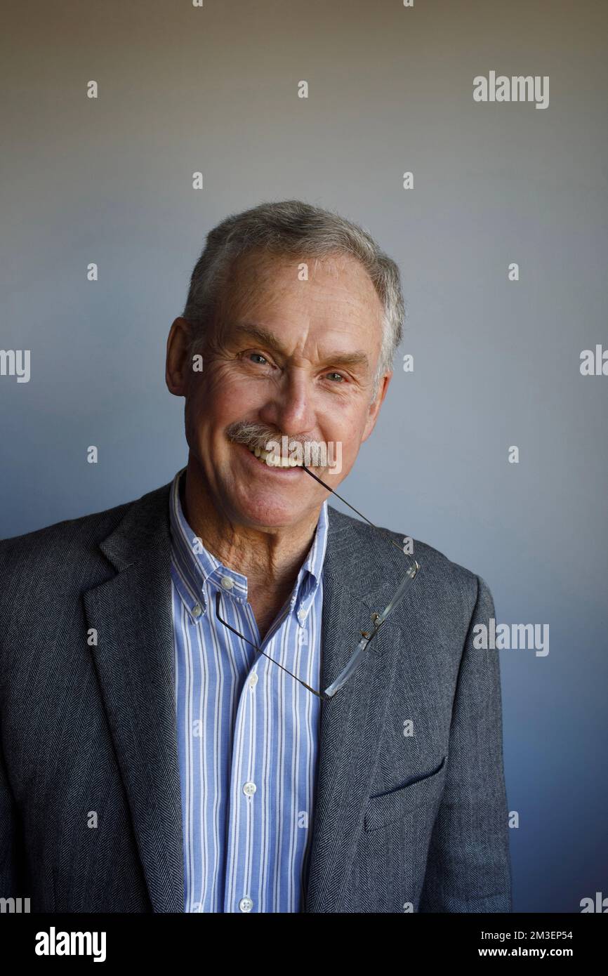Portrait of David Quammen 11/11/2022 ©Basso Cannarsa/opale.photo Stock ...