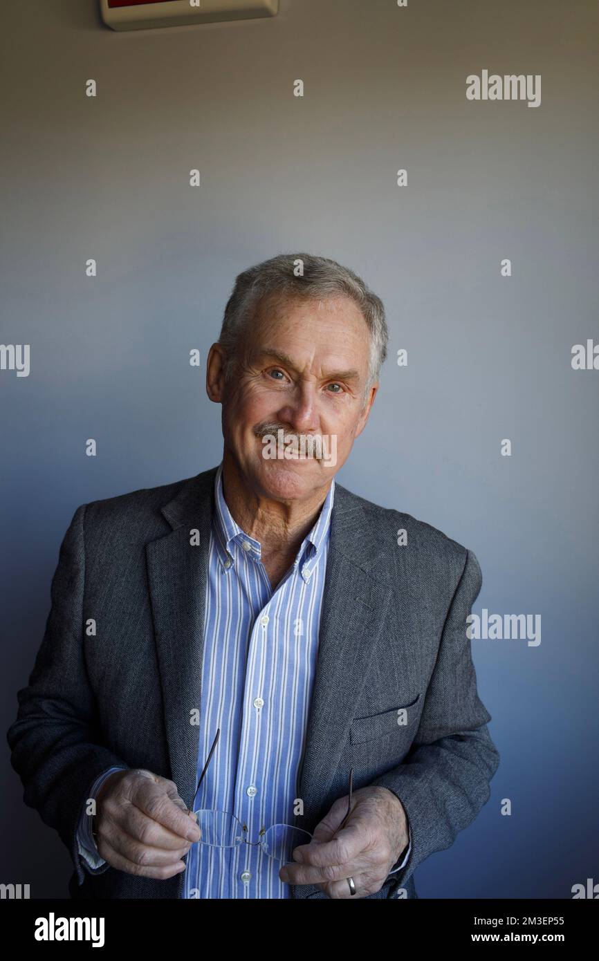 Portrait of David Quammen 11/11/2022 ©Basso Cannarsa/opale.photo Stock ...