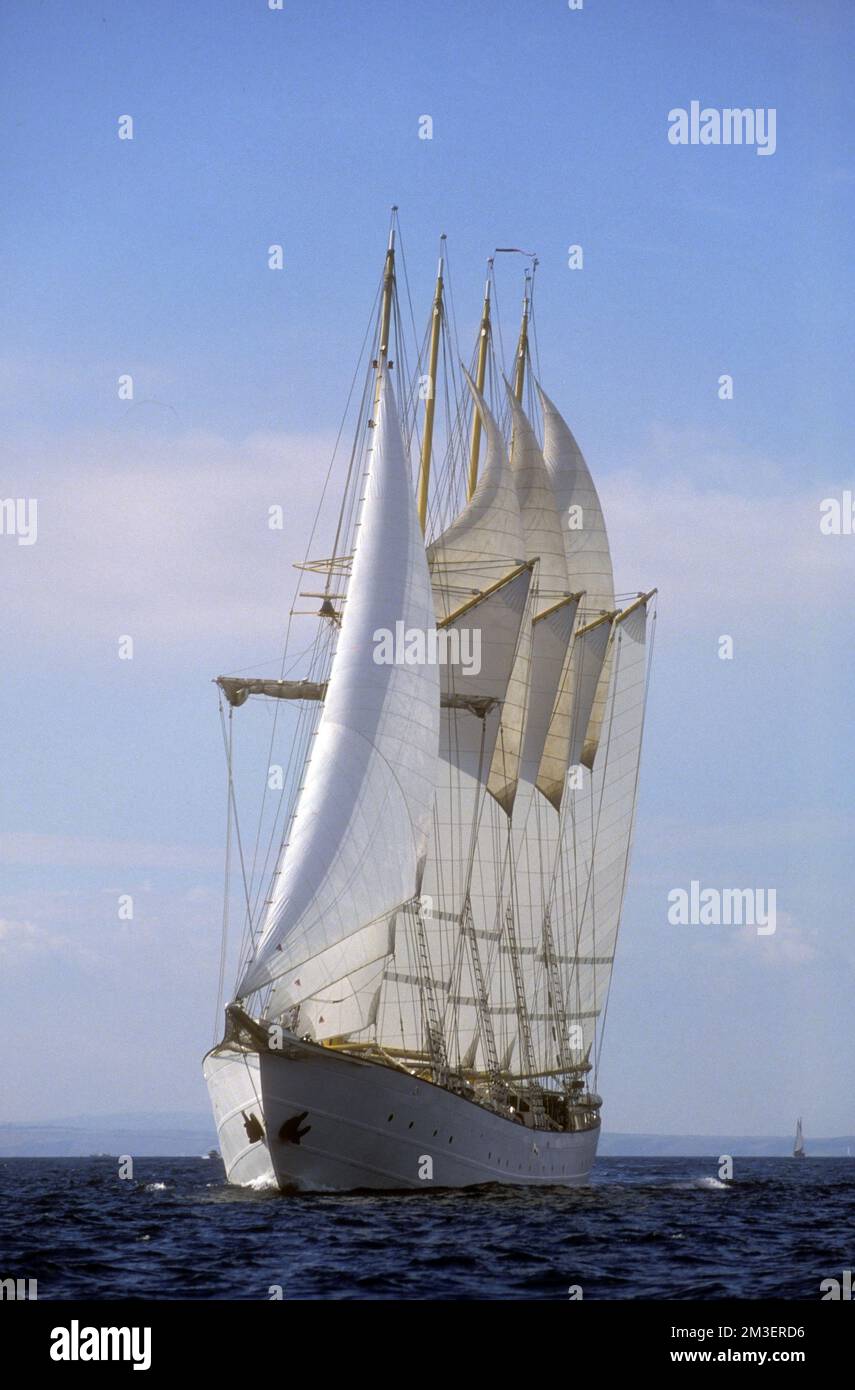 Portuguese schooner Creoula, 1994 Stock Photo - Alamy