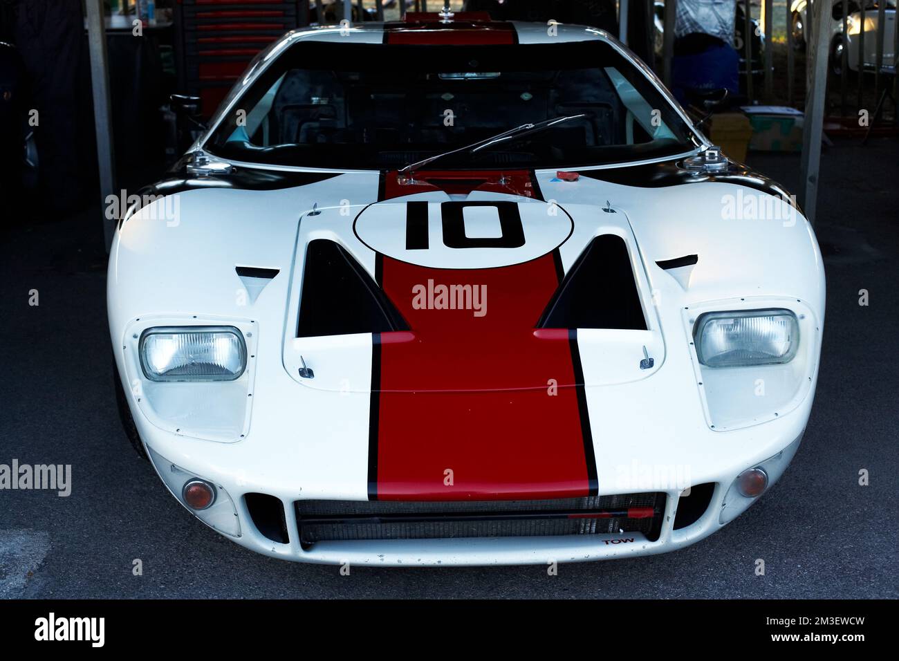 GOODWOOD, WEST SUSSEX/UK - Vintage race car , ford gt 40 vintage ...