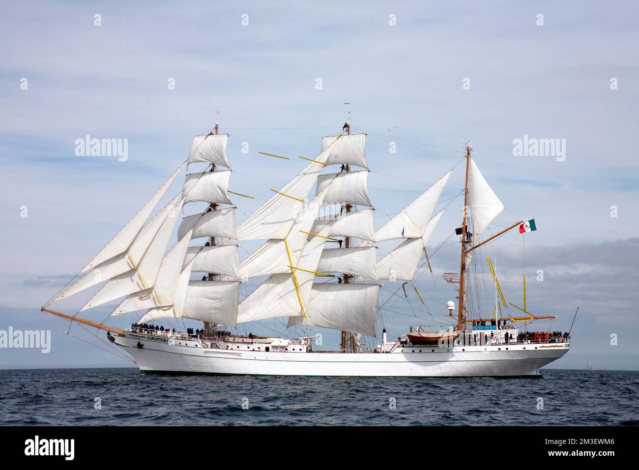 Mexican tall ship Cuauhtemoc, Port Rush, 2008 Stock Photo - Alamy