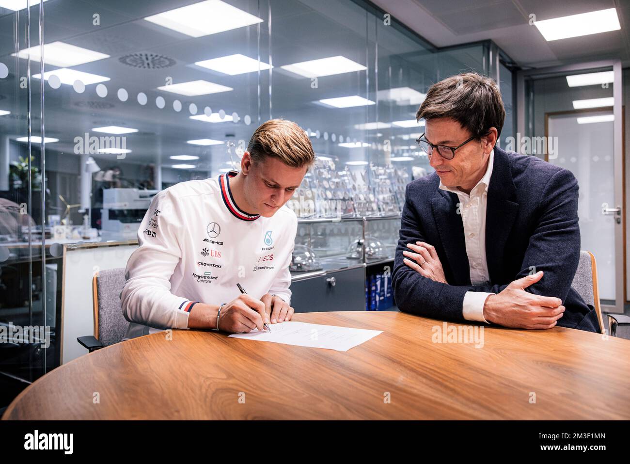 Mercedes amg petronas f1 team driver hi-res stock photography and ...