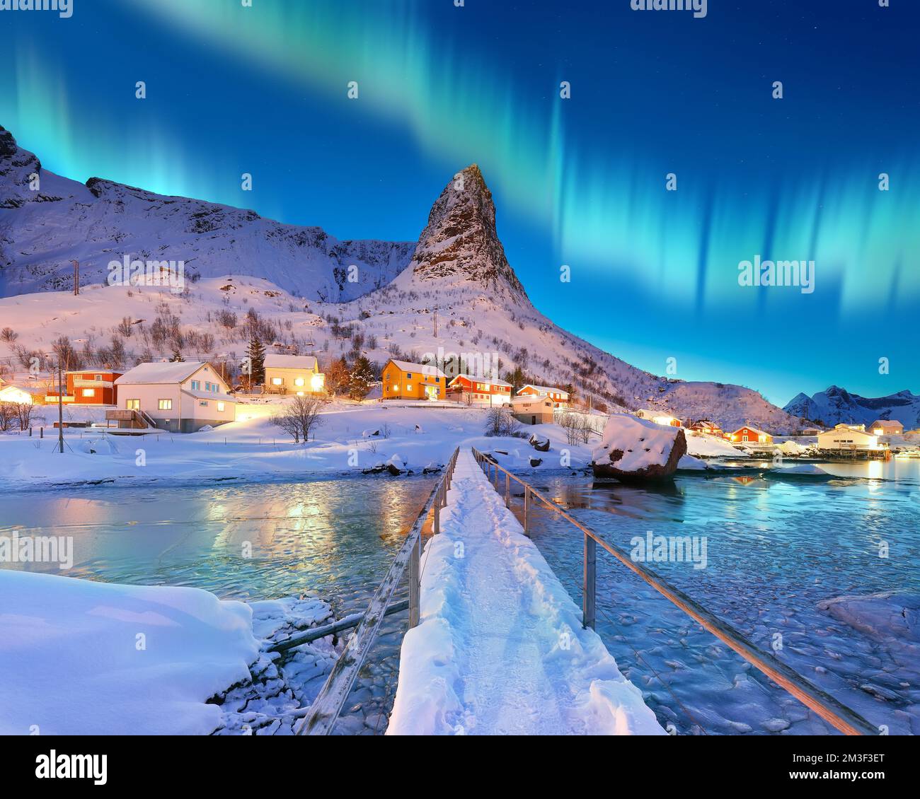 Amazing winter sunset view on Hammarskaftet Mountain Peak with ...