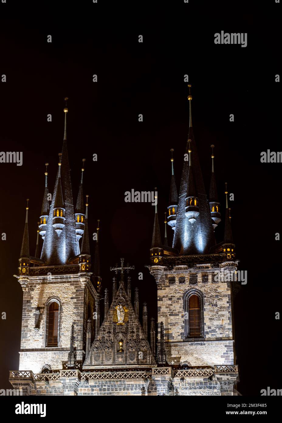 Illuminated psires hi-res stock photography and images - Alamy