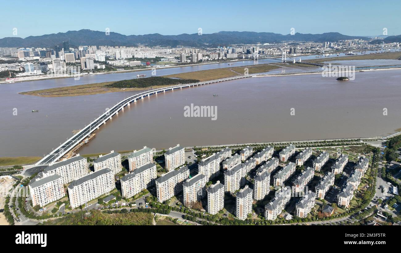 ZHOUSHAN, CHINA - DECEMBER 15, 2022 - The Chashan Bridge, which ...