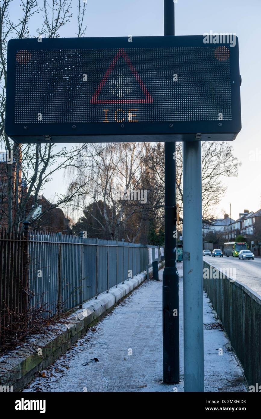 Newcastle road sign hi-res stock photography and images - Alamy