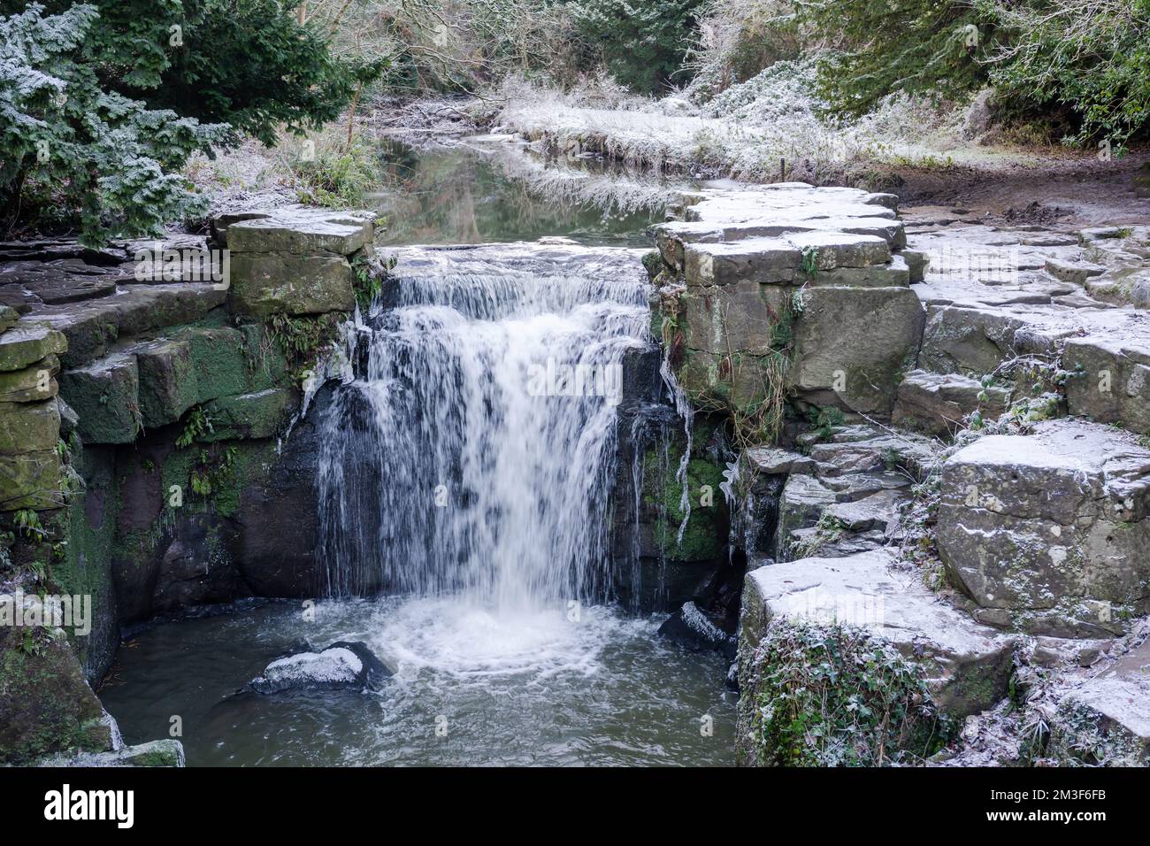 Jesmond dene waterfall hi-res stock photography and images - Alamy