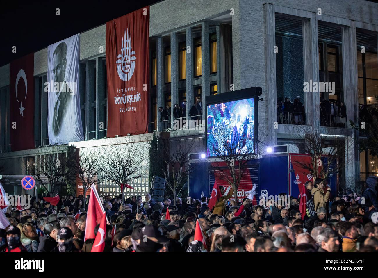 Istanbul, Turkey. 14th Dec, 2022. A crowd of citizens with Turkish ...