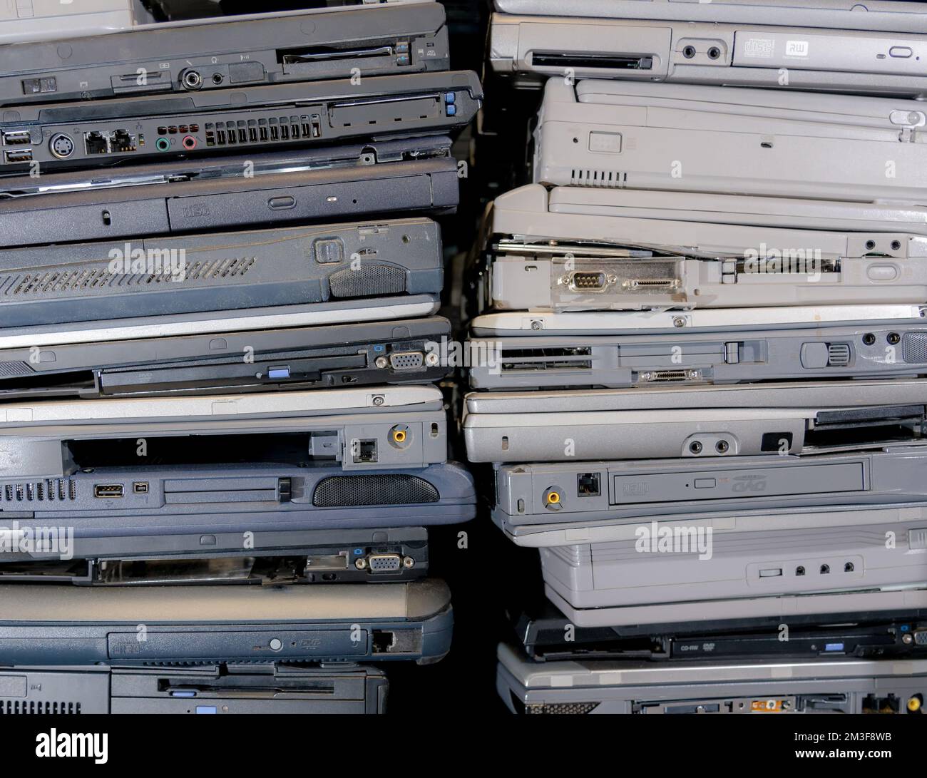 Laptop garbage hi-res stock photography and images - Alamy