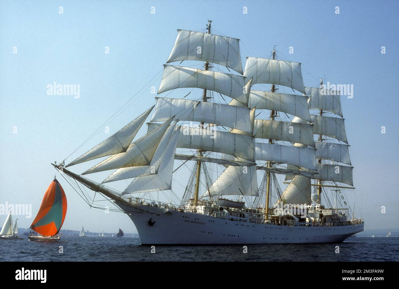 Polish tall ship Dar Mlodziezy, Weymouth bay, 1994 Stock Photo - Alamy