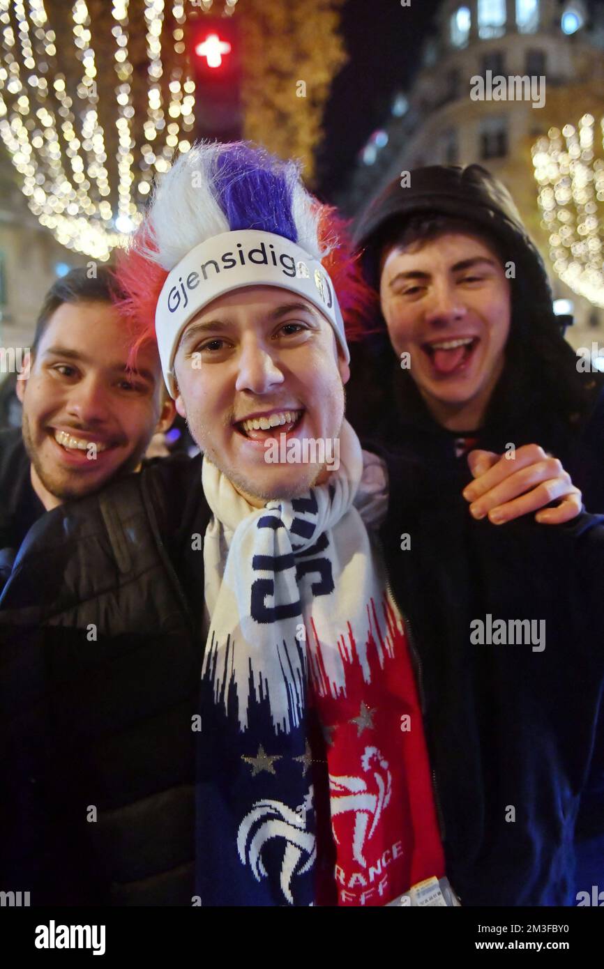 Football fans celebrate France's victory in the Qatar 2022 World Cup ...