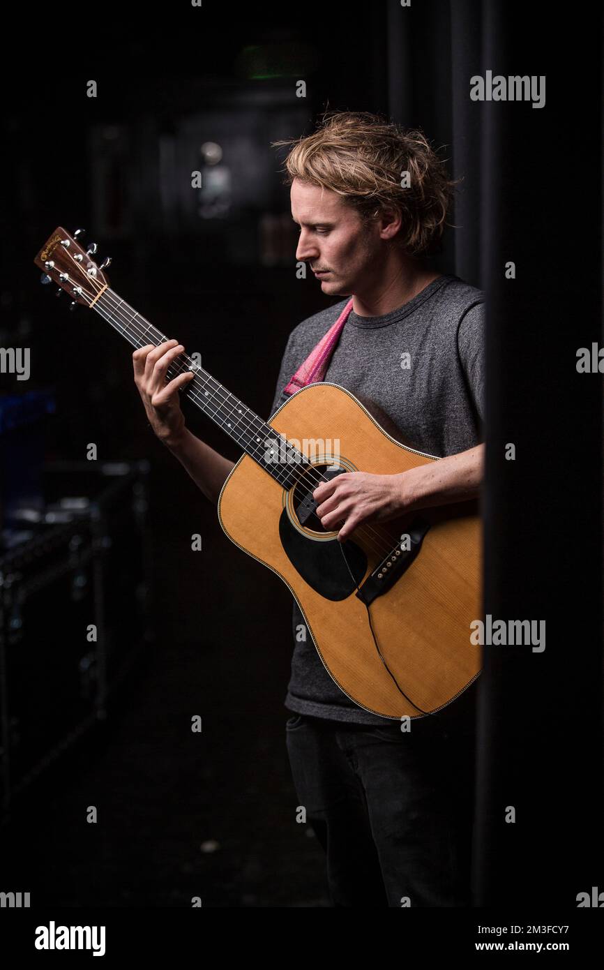 Ben howard tour hi-res stock photography and images - Alamy