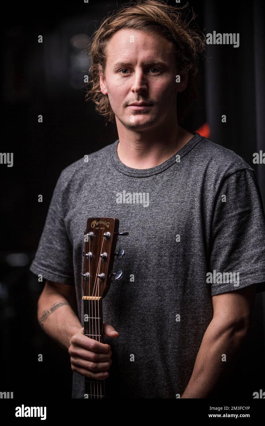 Ben howard posed hi-res stock photography and images - Alamy