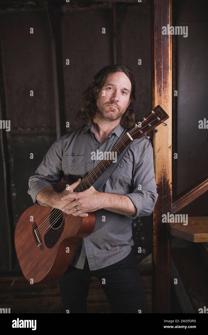 Chuck ragan portrait hi-res stock photography and images - Alamy
