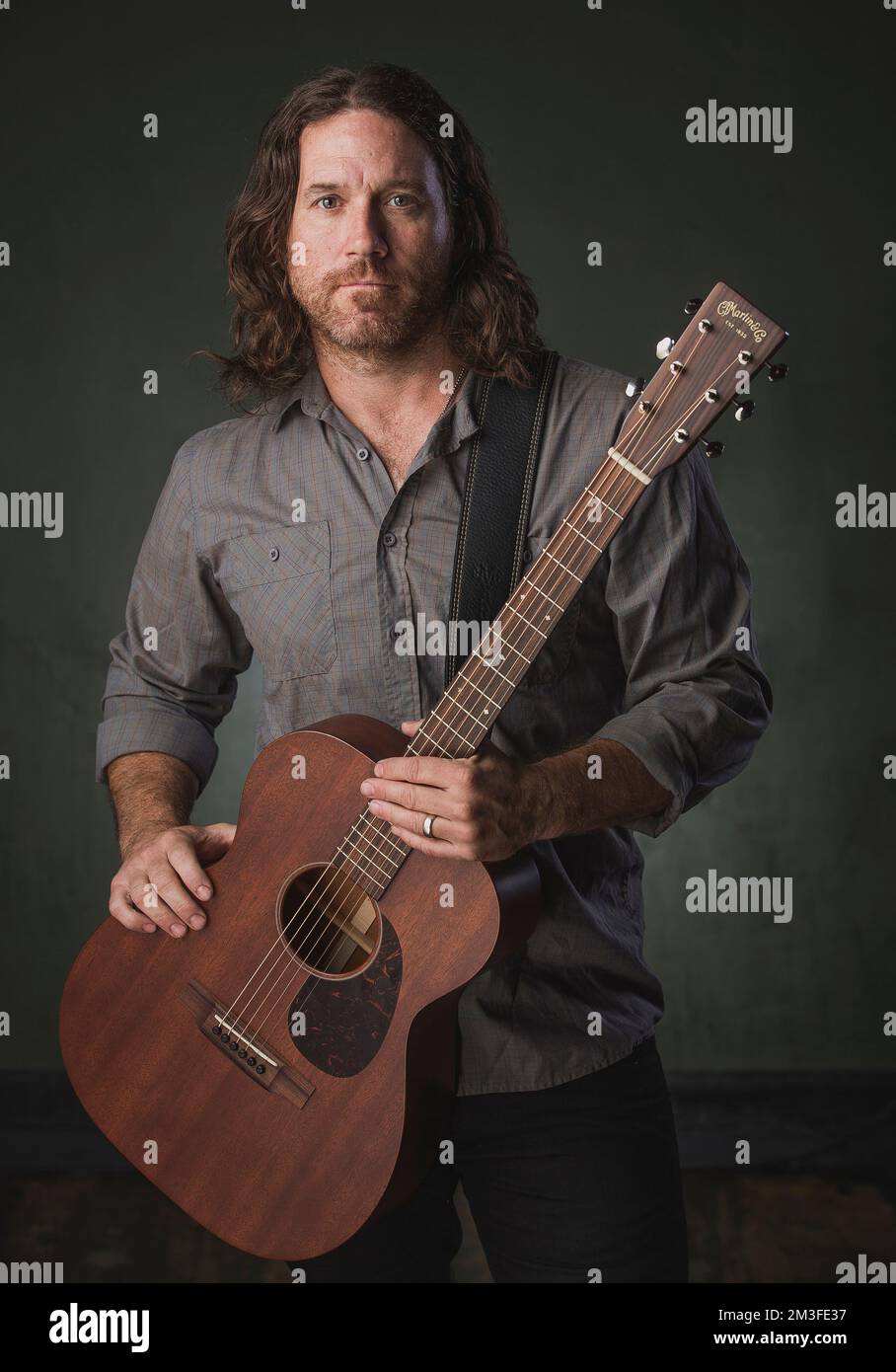 Chuck ragan singer hi-res stock photography and images - Alamy
