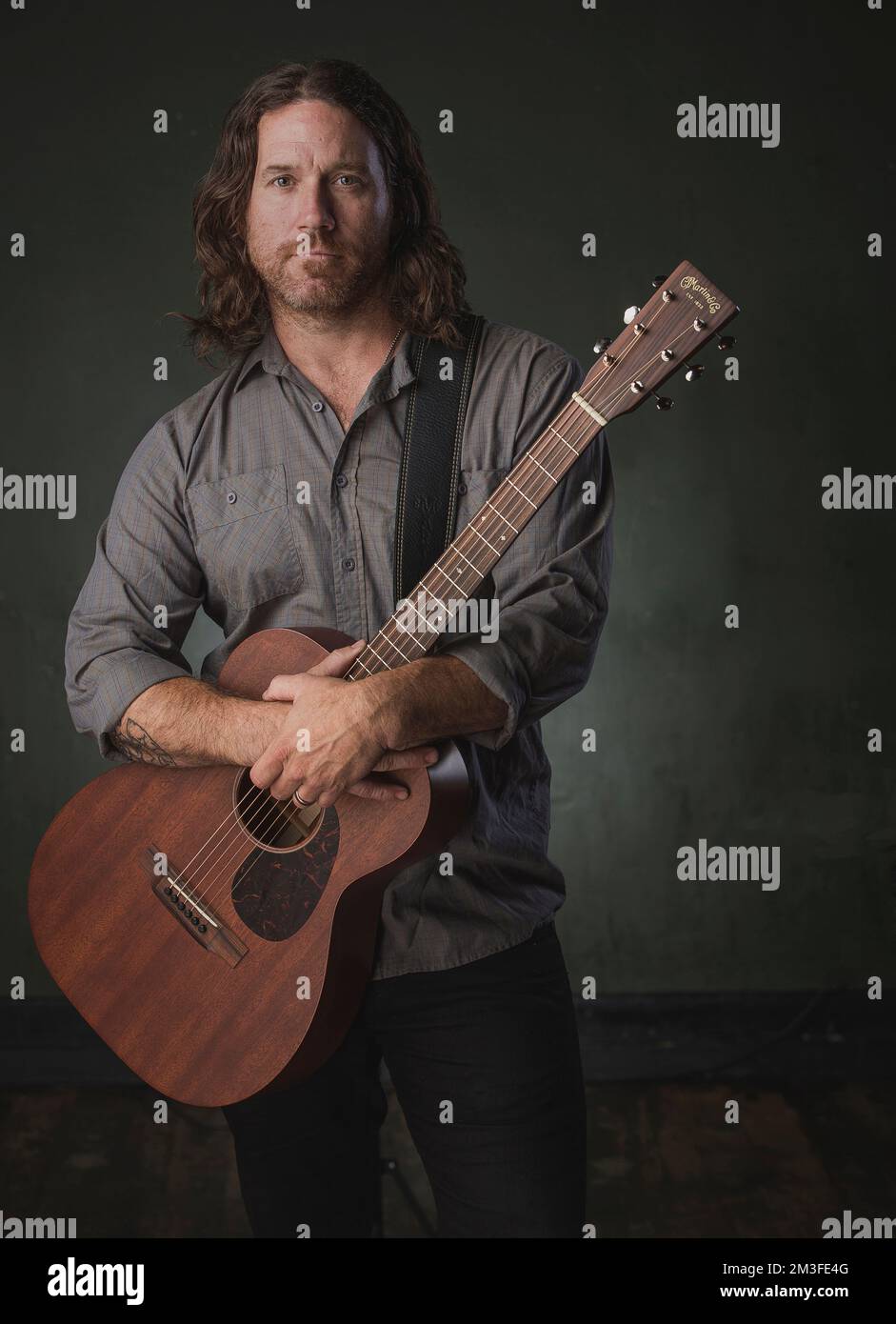 Chuck ragan singer hi-res stock photography and images - Alamy