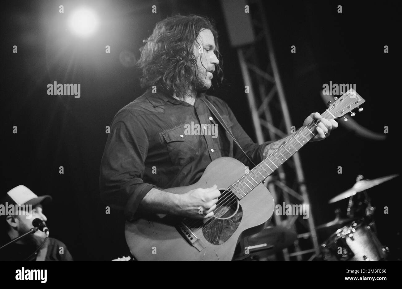 Chuck ragan singer hi-res stock photography and images - Alamy