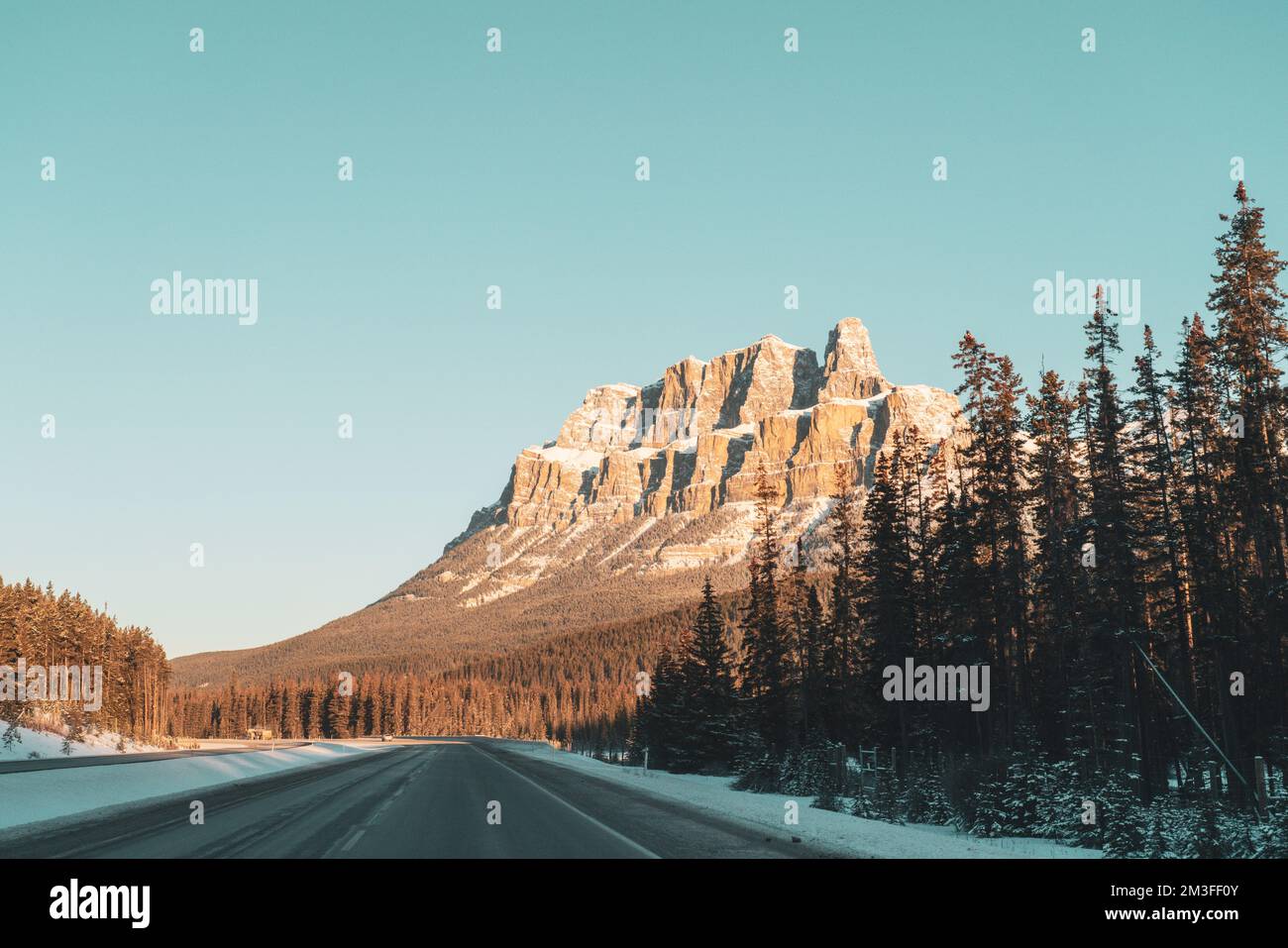 Castle mountain Alberta Canada Stock Photo - Alamy