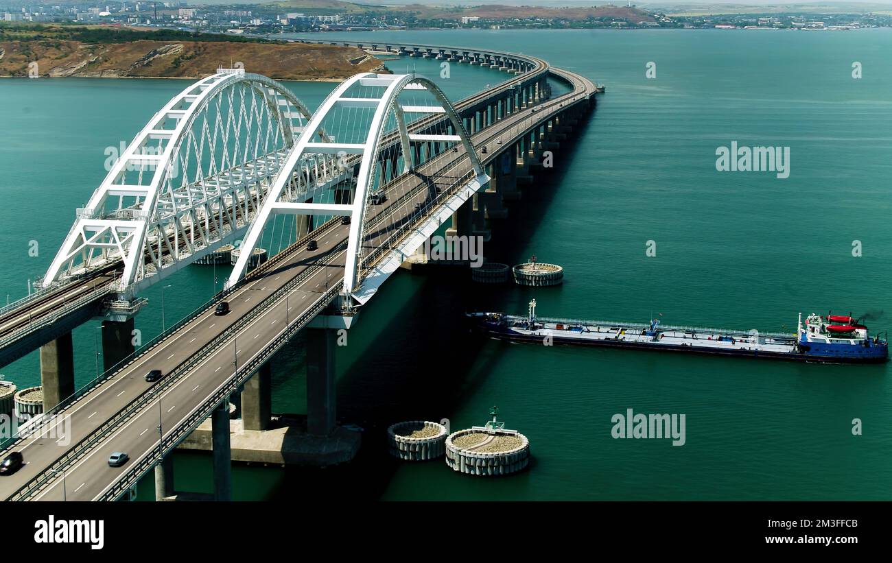 Hyper lapse boat hi-res stock photography and images - Alamy