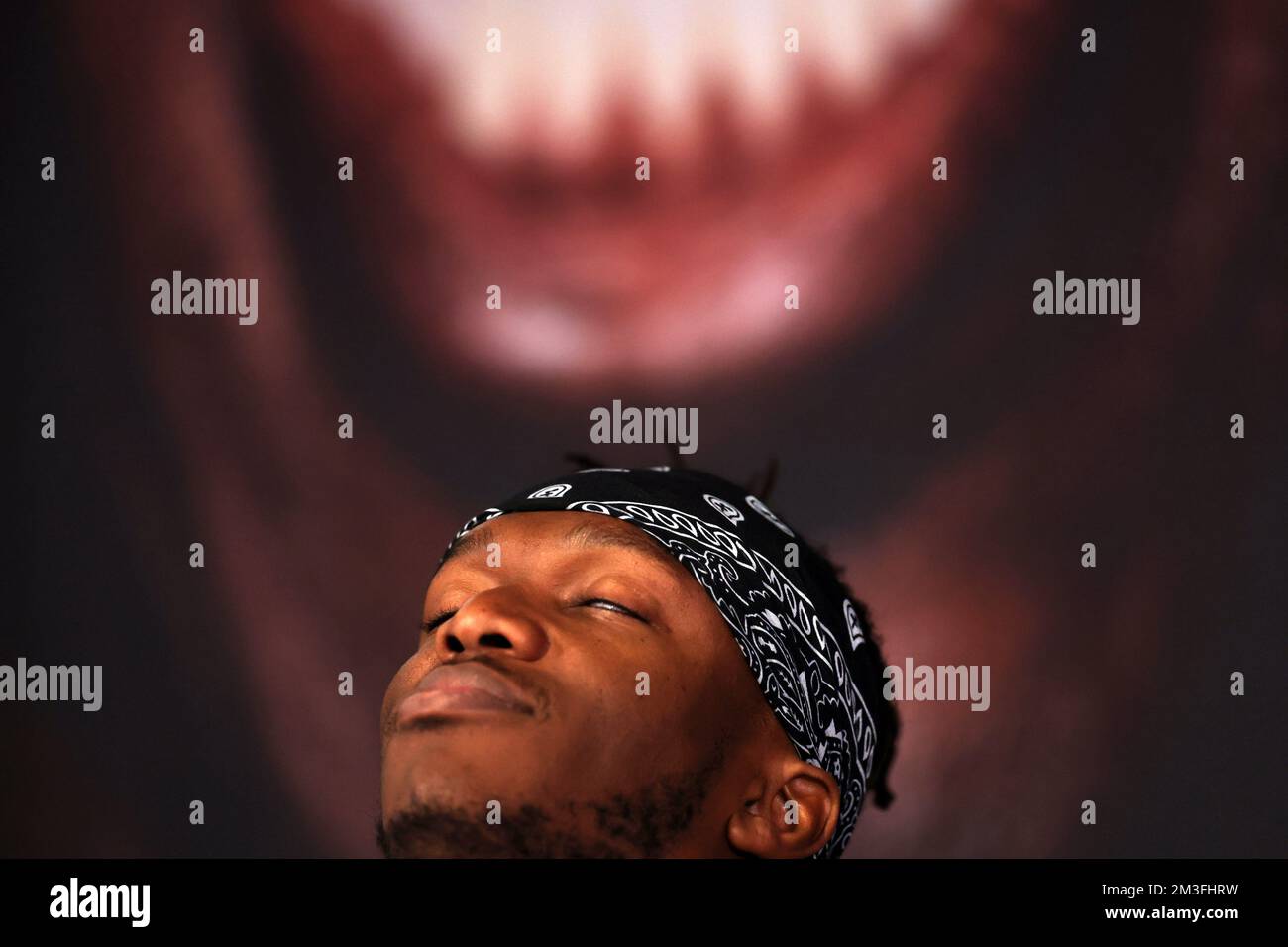 Ksi boxing 2022 hi-res stock photography and images - Alamy