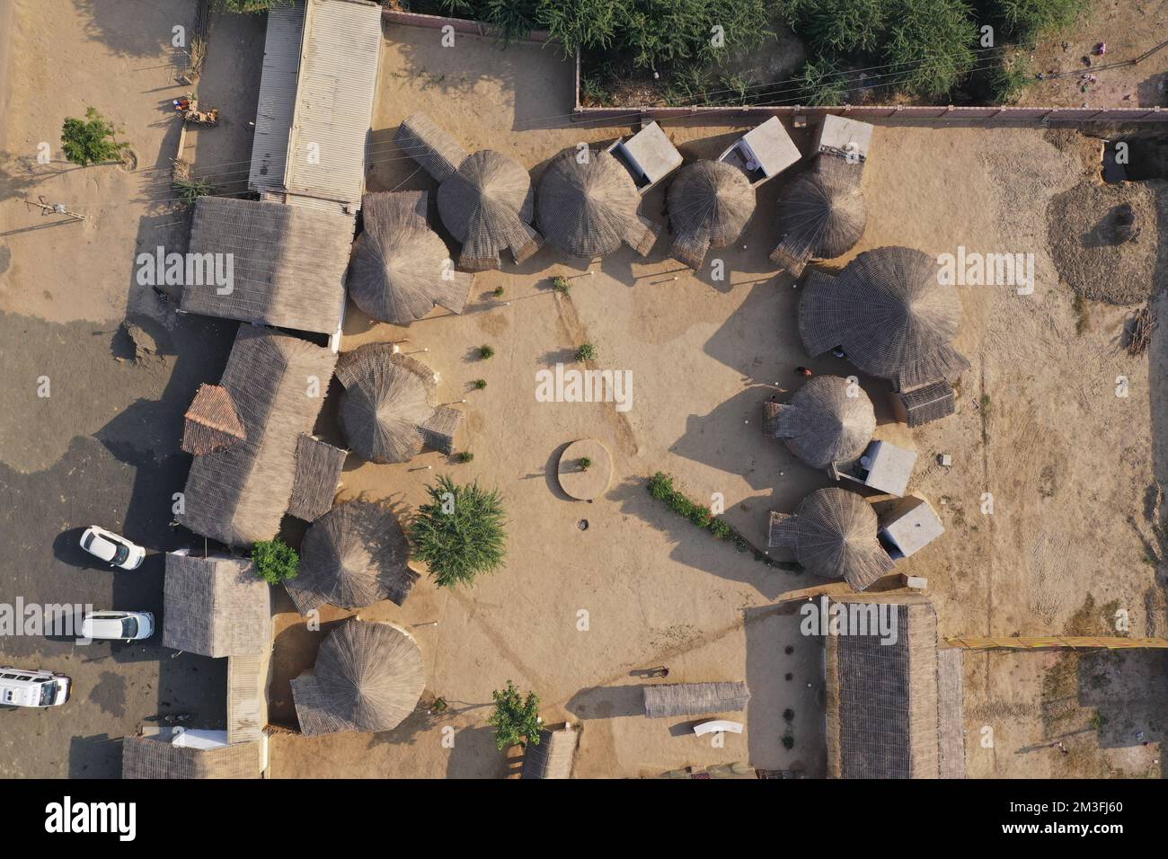 Traditional Bhunga Huts of Kutch Stock Photo - Alamy