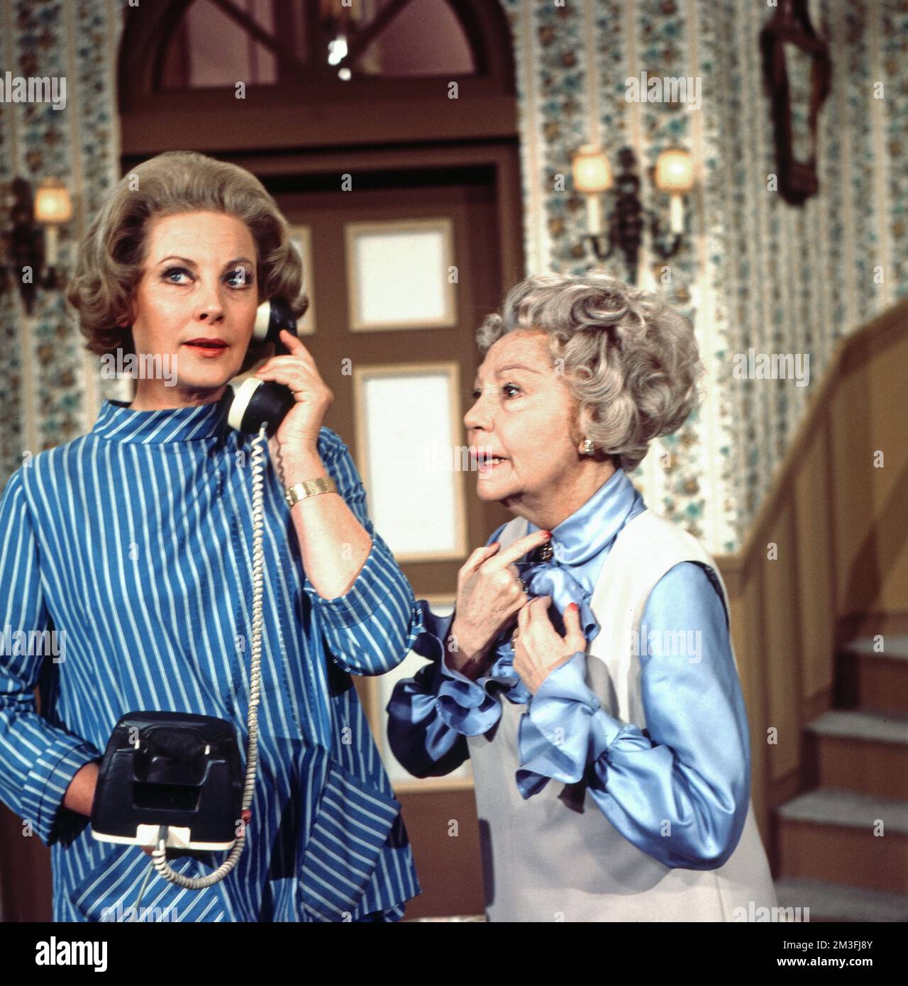 Die liebe Familie, Lustspiel in fünf Bilder nach Felicity Douglas aus ...