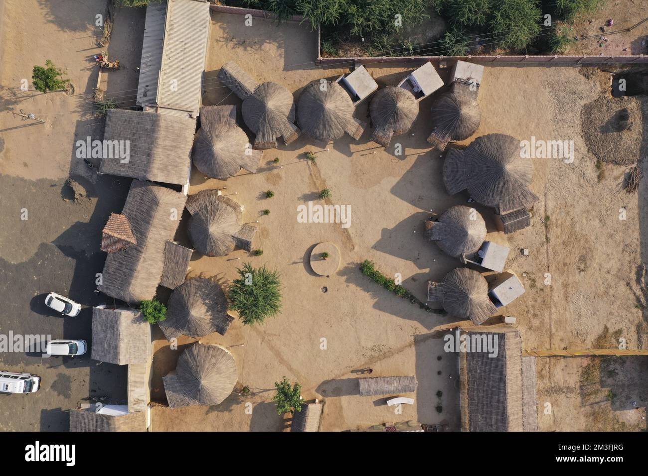 Traditional Bhunga Huts of Kutch Stock Photo - Alamy