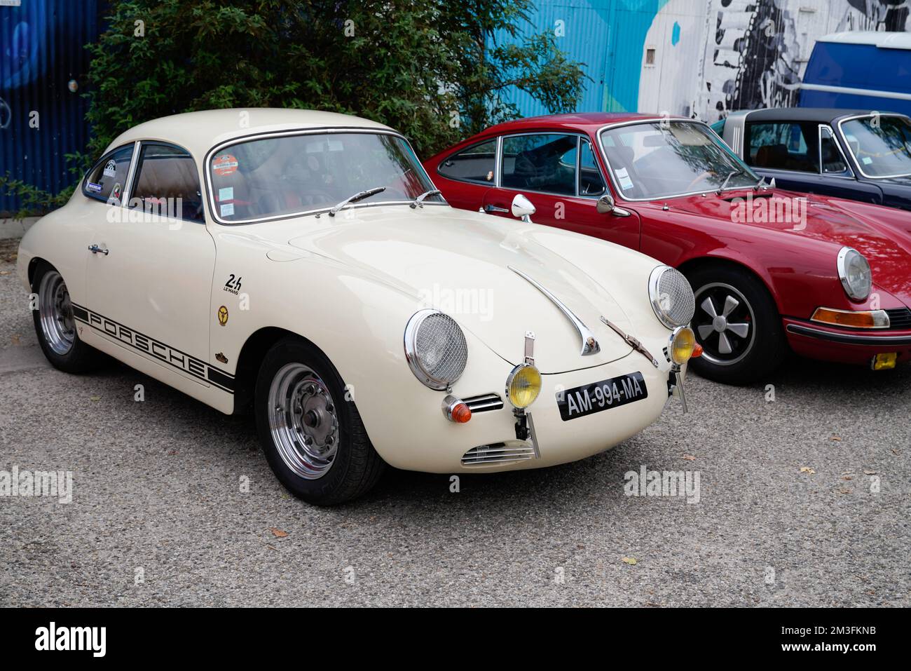 Bordeaux , Aquitaine France - 11 06 2022 : Porsche 356 side race ...
