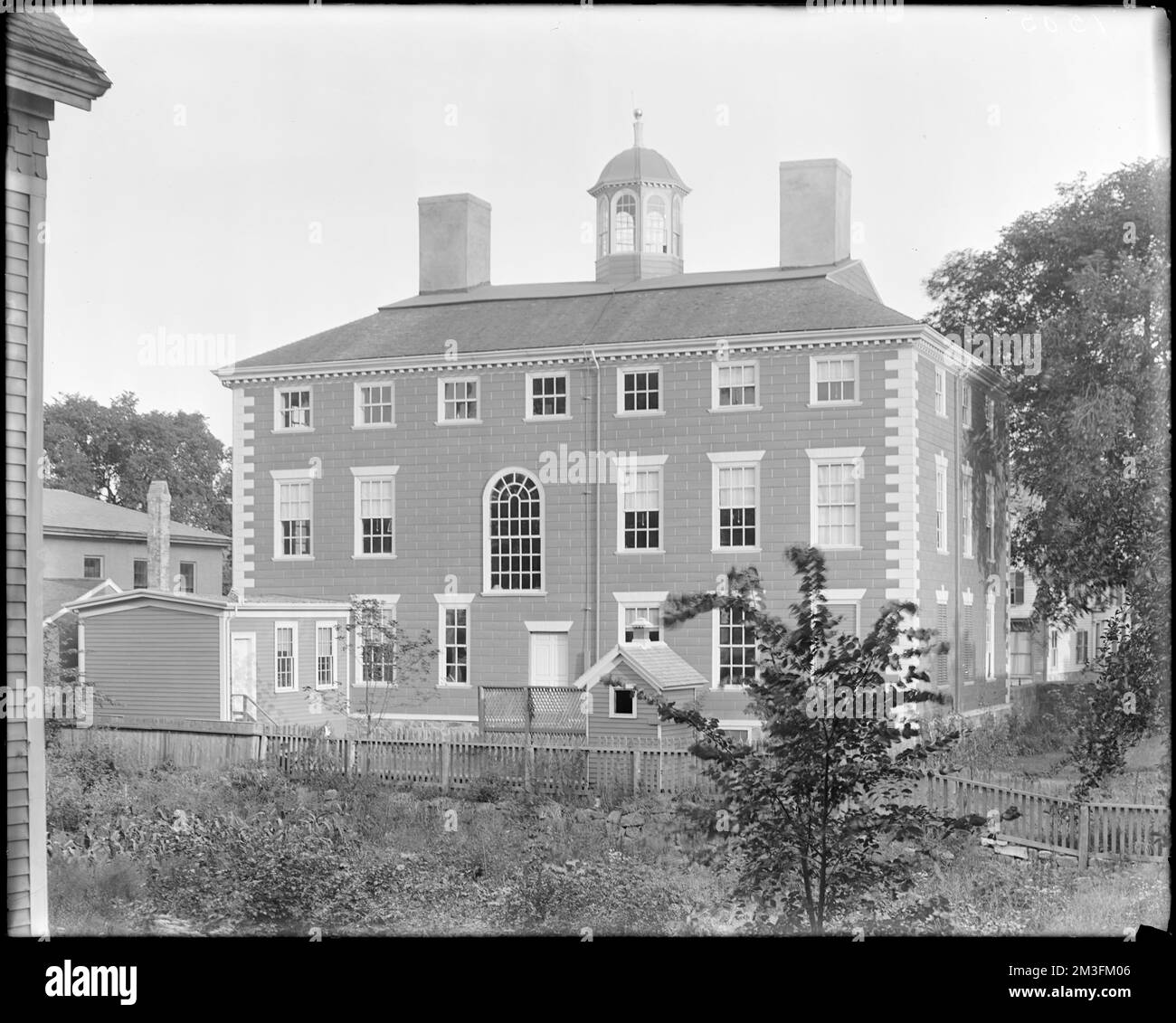 Marblehead, 169 Washington Street, exterior, rear, Jeremiah Lee house ...