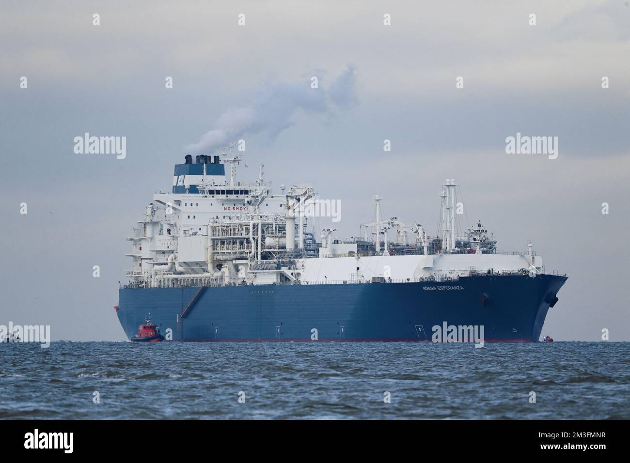 Floating storage and regasification unit hi-res stock photography and ...